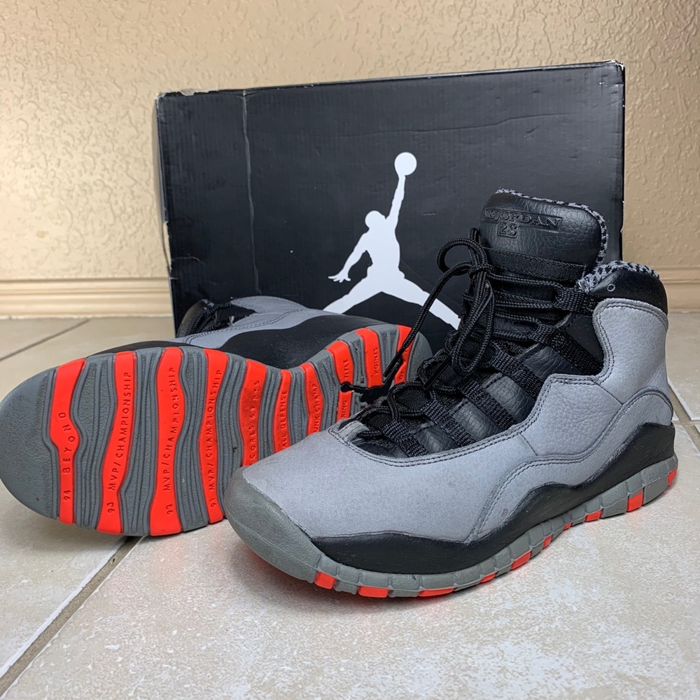 Retro Jordan Infrared 10s - Gem